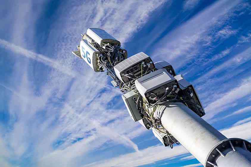 Meeting the Challenges of 5G Small Cell Deployment